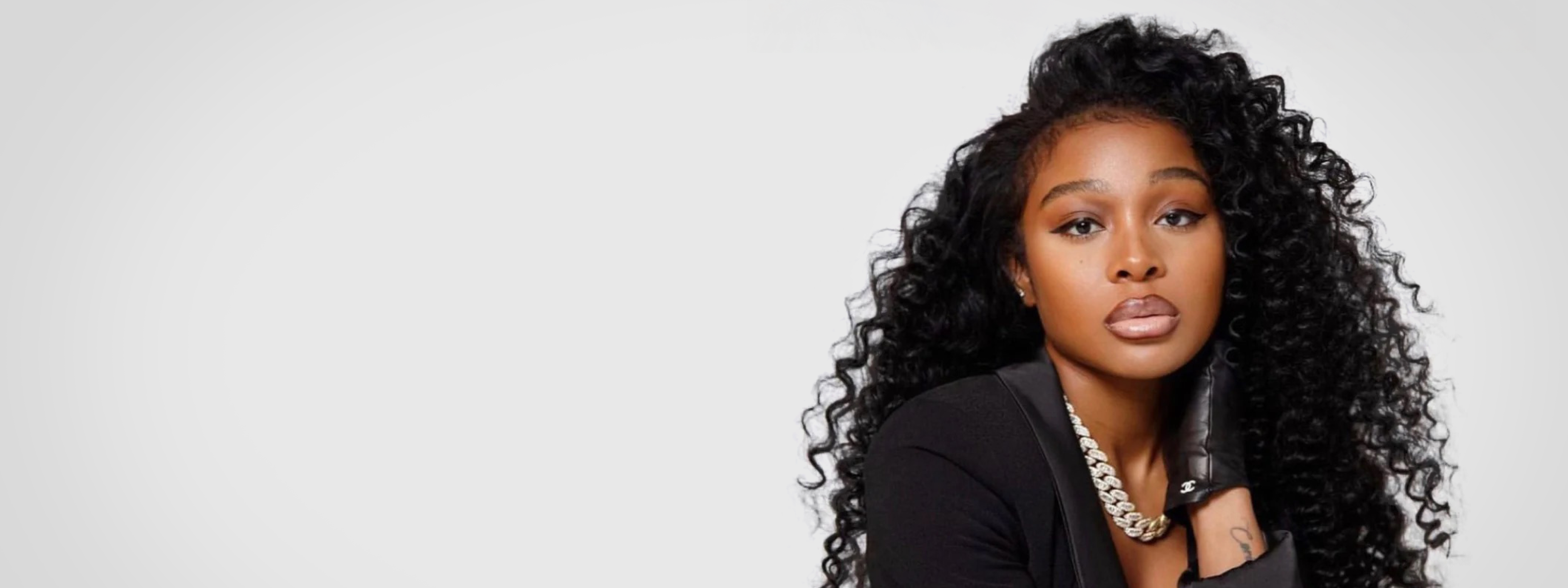 High Quality Human Hair Wigs for Modern Women | WigDealer